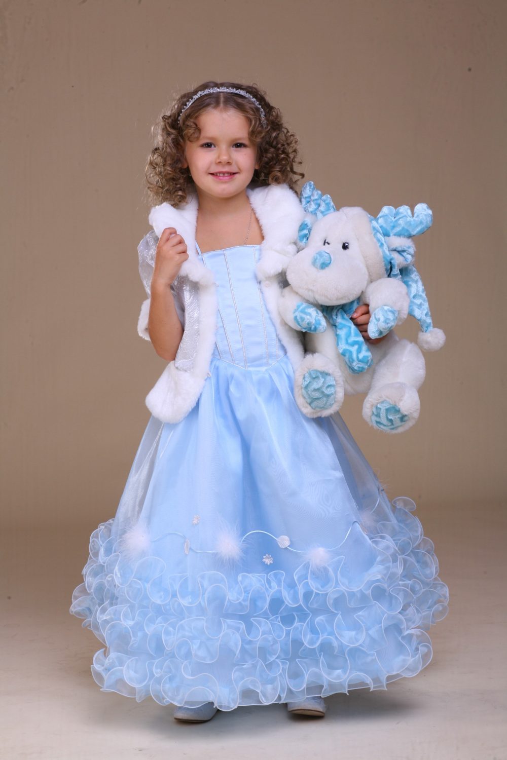 100 модных идей: Новогодние платья для девочек 2018 года на фото