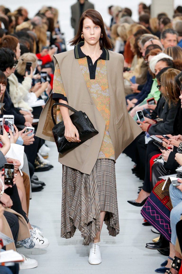 100+ фото трендов: Модные женские жилетки - новинки 2019 года